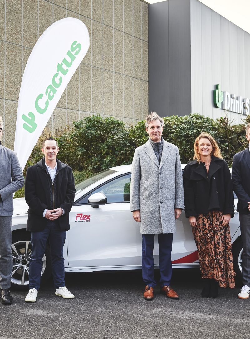 Hourly & daily car rental with +80 stations | FLEX Carsharing